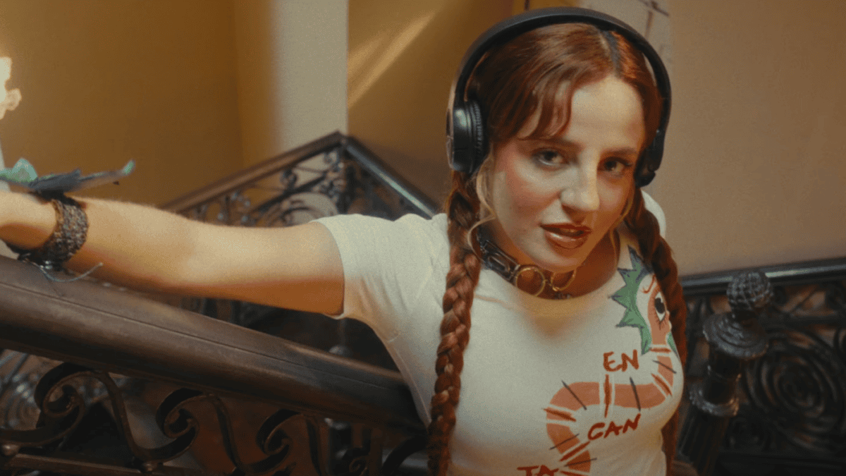 Cella mistura carimbó e pop em novo single; conheça cantora do Amazonas ...